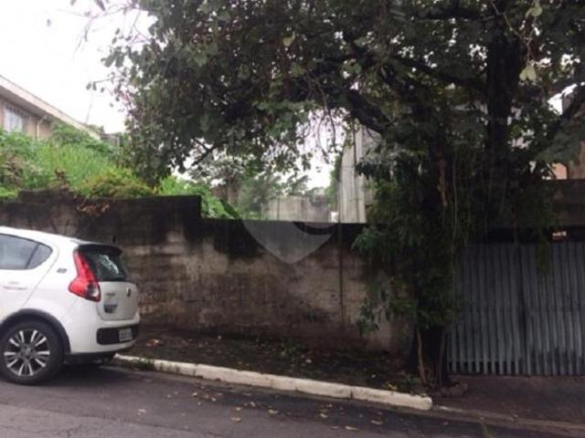 Terreno à venda em Vila arapuã SP