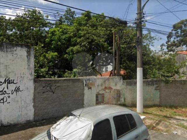 Terreno à venda em Vila bela SP