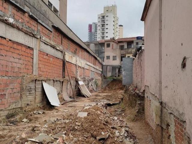 Terreno à venda em Vila bertioga SP