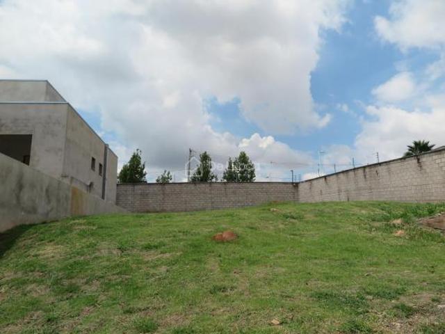 terreno à venda em Vila dos Plátanos
