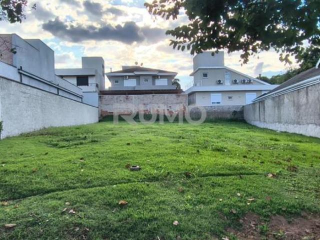 terreno à venda em Vila dos Plátanos