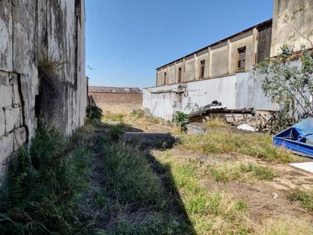 terreno à venda em Vila Industrial