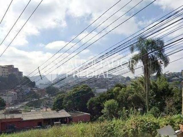 Terreno à venda em Vila Magini, Mauá