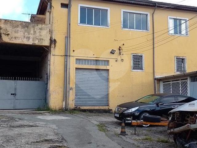 Terreno à venda em Vila nivi SP