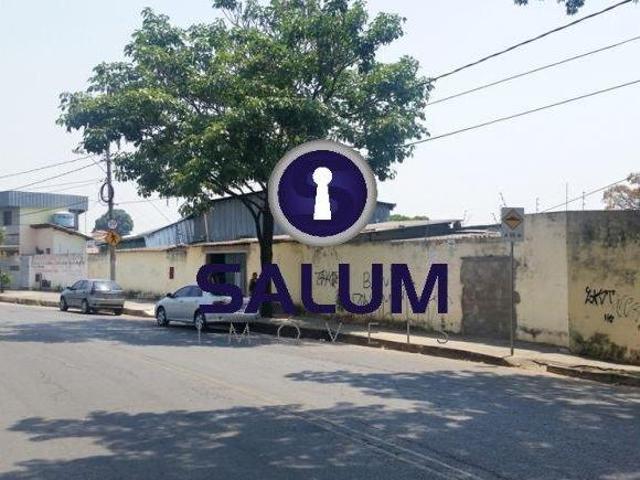 Terreno à venda em Vila Santa Mônica