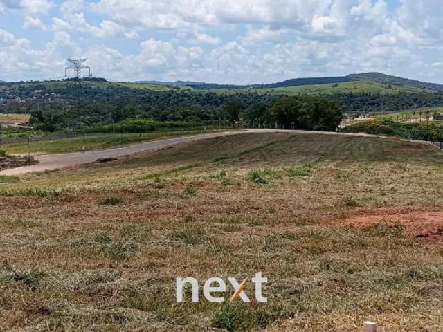 terreno à venda em Vila Sônia Sousas