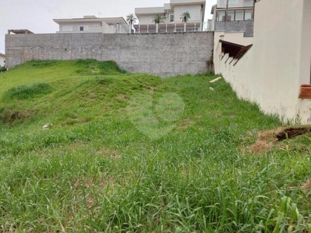 Terreno à venda em Villaggio Capríccio SP