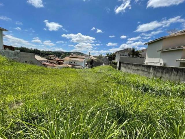 Terreno à venda em Villaggio Capríccio SP