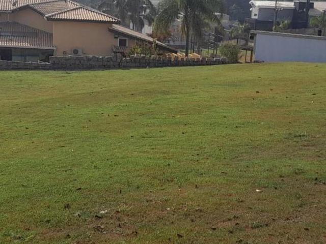 Terreno à venda em Village Ipanema: condomínio de alto padrão em Araçoiaba da Serra, com 1.053m² | T