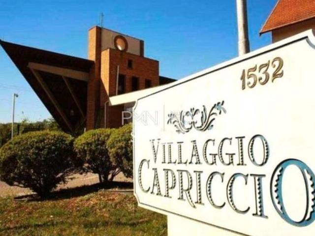 Terreno à venda em Vinhedo, Vila Planalto, com 450 m², Villaggio Capriccio