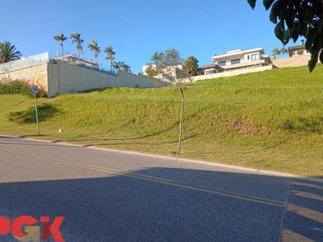 Terreno à venda em Vinhedo alto padrão em Condomínio em Vinhedo, Terreno Condomínio Residencial Camp