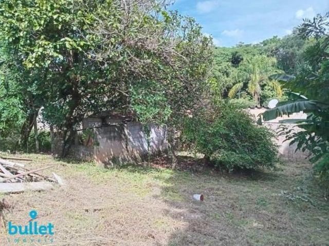 Terreno à venda em Vinhedo com uma casa Pré Fabricada