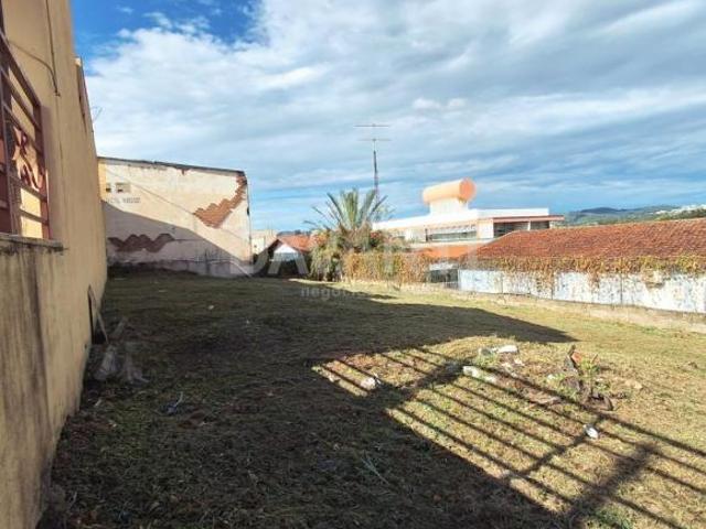 Terreno à venda em Vinhedo na Davanti Imóveis