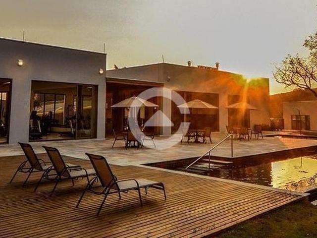 Terreno à venda em Vinhedo, Santa Cândida, com 700 m², Residencial Arboretum