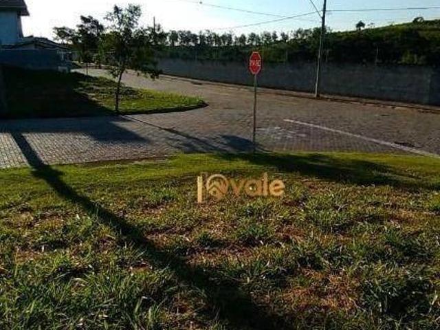 Terreno à venda, esquina com 602 m², Condomínio Ecopark Bourbon Caçapava/SP