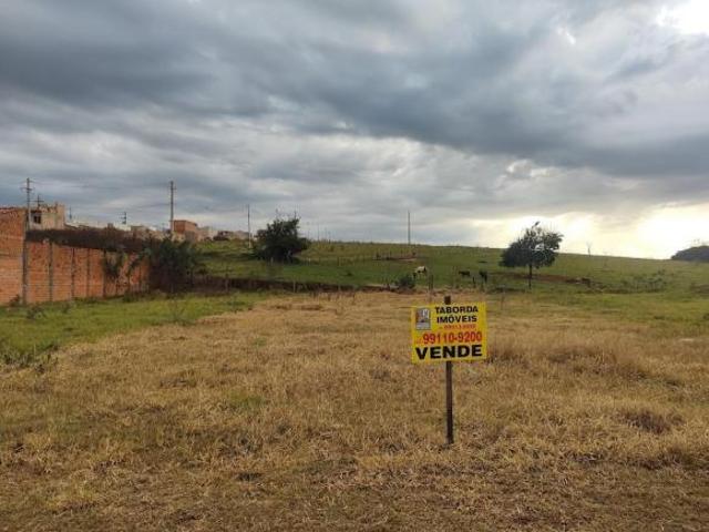 Terreno à Venda Jacarezinho 750m²