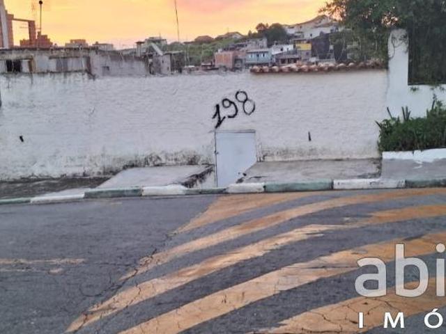 TERRENO A VENDA JARDIM IRACEMA TABOAO DA SERRA 312 m2 de área