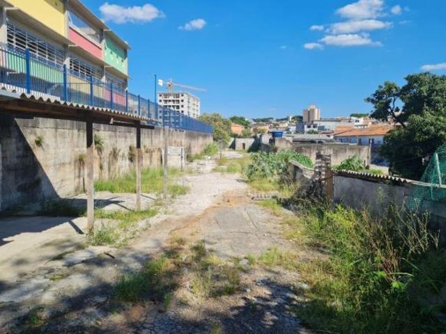 TERRENO A VENDA OU LOCAÇÃO No Campo Grande proximo Miguel Yunes
