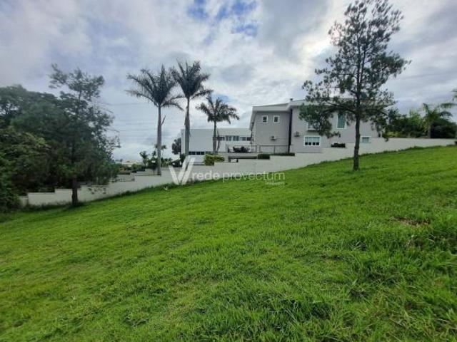 Terreno à venda. Lot. Resid. Alphaville Campinas: 1.669m² a. terreno 20m de fre