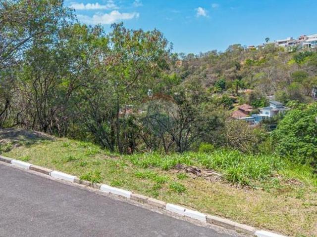 Terreno a venda no Colinas do Ermitage em Sousas