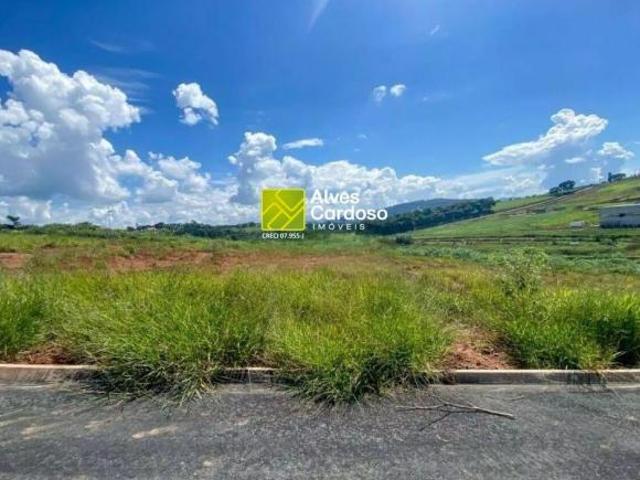 Terreno a venda no Cond. Portal Lamis