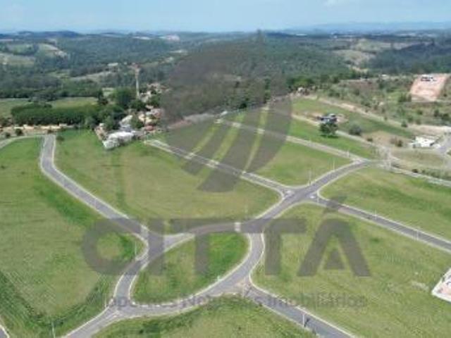 Terreno à venda no Condomínio Terra de Caxambu Jundiaí SP