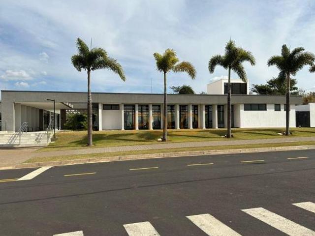 Terreno à venda no Condomínio Terras Alpha em Uberlândia