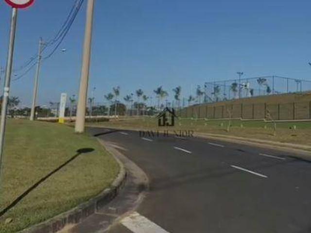 Terreno a venda no Condomínio Terras Alpha Nova Esplanada Votorantim 3 Dorms