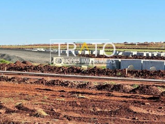 Terreno à venda no Condomínio Terras da Fazenda