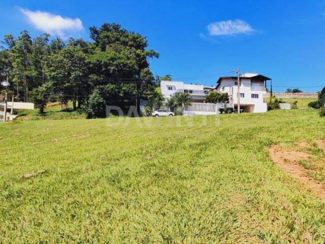 Terreno á venda no Condomínio Terras de Santa Teresa em Vinhedo na Davanti Imóve