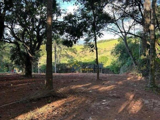 Terreno à venda no Condomínio Três Lagos em Piracaia/SP