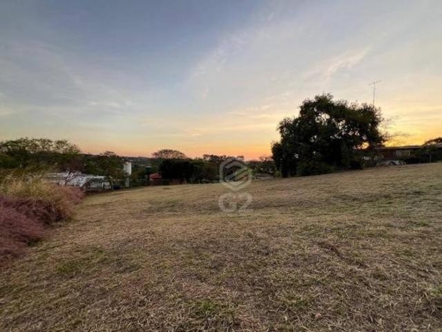 Terreno à Venda no Condomínio Vale das Laranjeiras Indaiatuba/SP
