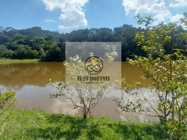 Terreno a venda no Condomínio Vale do Santa Fé Vinhedo SP