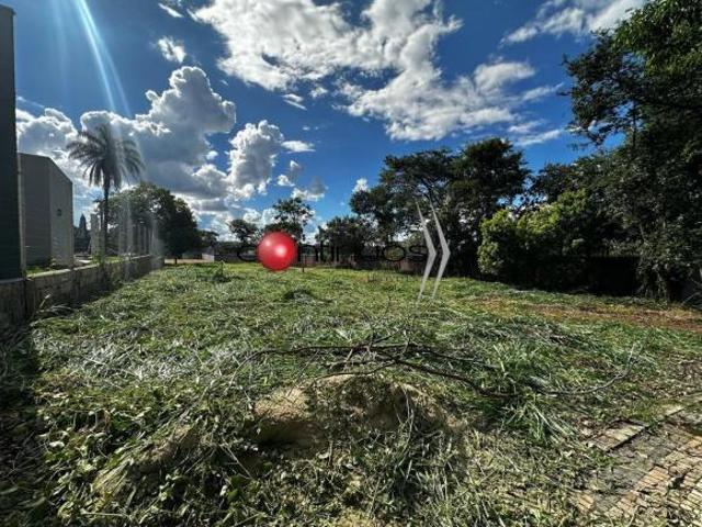 Terreno à venda no Condomínio Victória Golf Residence em Lagoa Santa MG: 1.000m² de área privilegiad