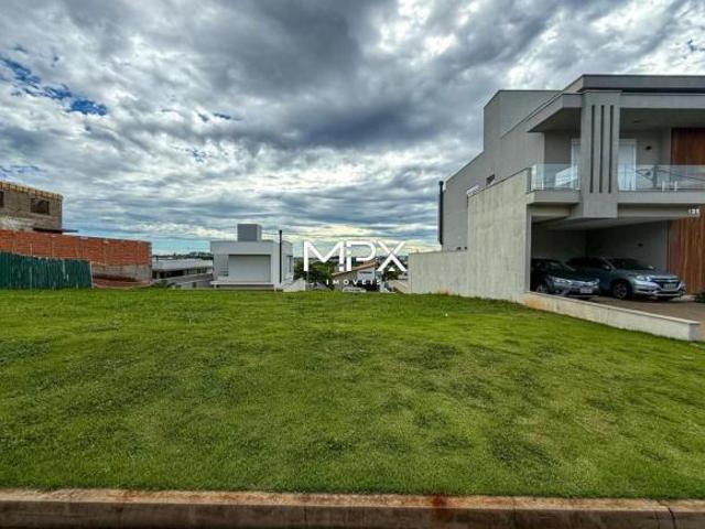 Terreno à venda no Condomínio Villa Bela Vista em Piracicaba