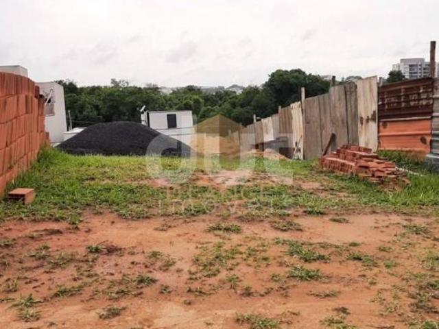 Terreno a venda no Condomínio Villa D´oro, Villa Doro em Vinhedo/SP