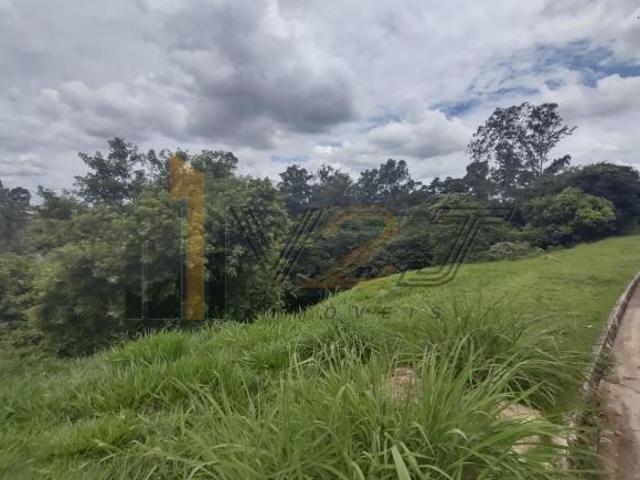 Terreno à venda no Condomínio Residencial Villa D&apos Oro na cidade de Vinhedo SP