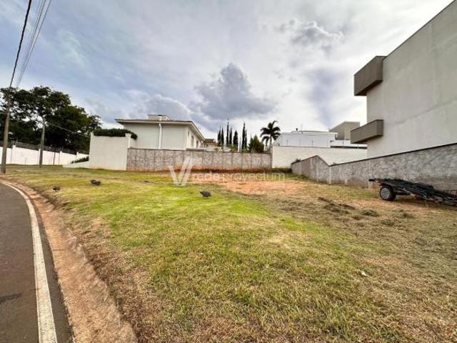 Terreno à venda no condomínio Villa Lobos em Paulínia