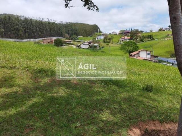 Terreno a venda no Condomínio Village Parahybuna Paraibuna SP 1.081 m² Terreno gramado, em con