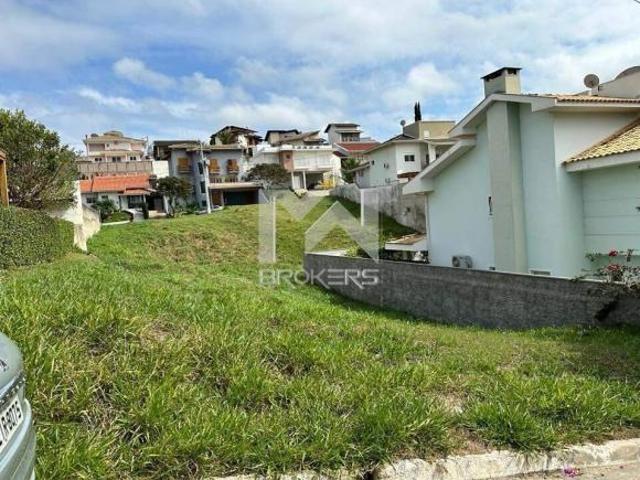Terreno a venda no condomínio Villagio Capriccio na cidade de Louveira SP