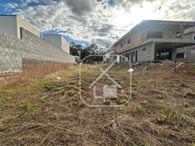 Terreno à venda no Condomínio Águas do Paraiba Bellard Guararema/SP