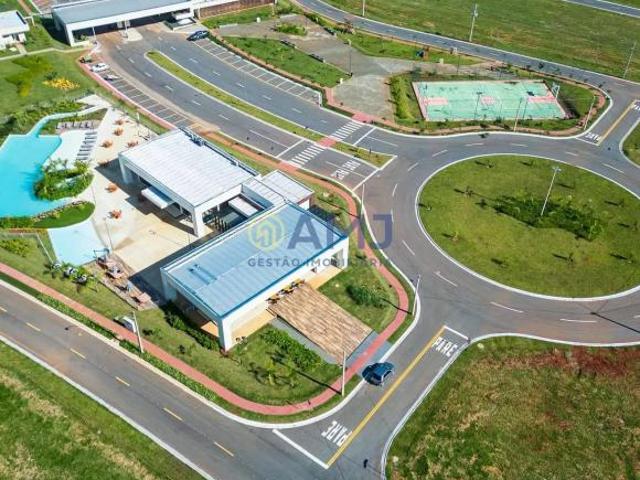 Terreno à venda no Condomínio Alto da Boa Vista Senador Canedo, GO