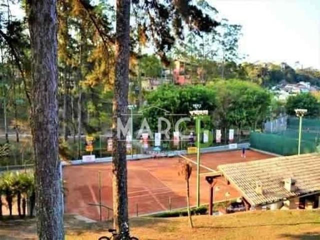 Imoveis no Condomínio Arujá Country Club