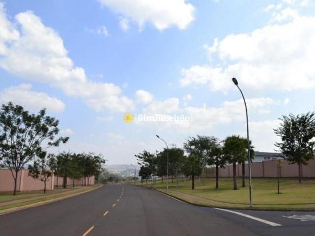 Terreno a venda no condomínio Bela Vista. Bairro Jardim Olhos D&apos Água