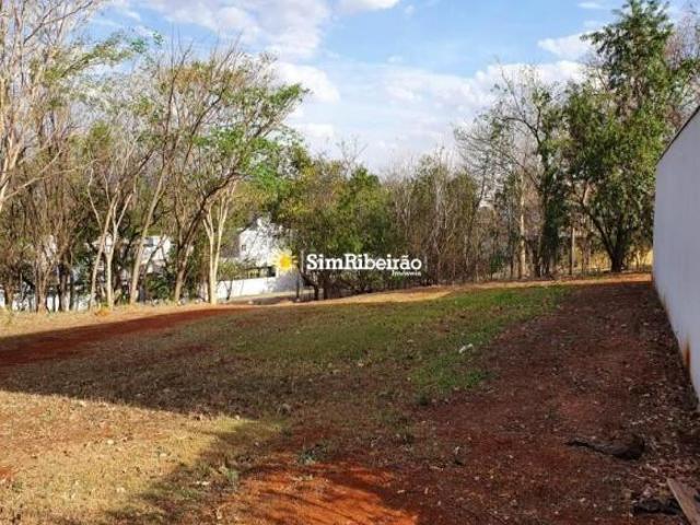 Terreno a venda no condomínio Buona Vita Ribeirão. Bairro Vila do Golf