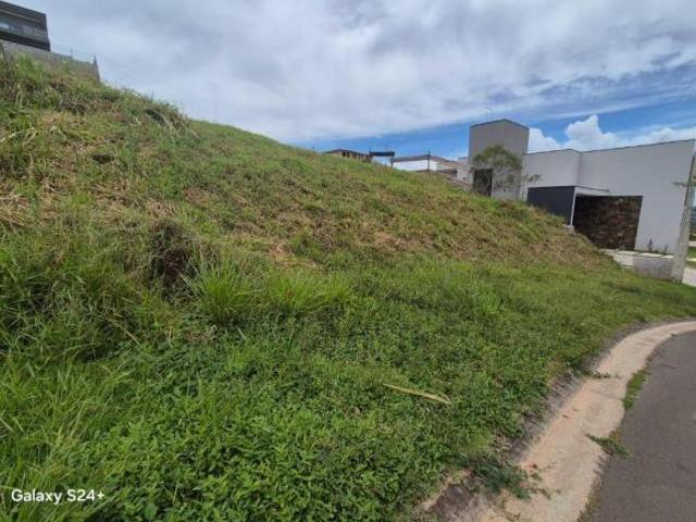 Terreno a venda no Condomínio Campo de Toscana Vinhedo SP