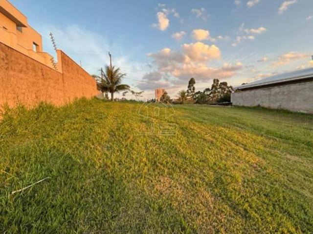 Terreno à venda no Condomínio Chácara Bela Vista, em Campinas/SP