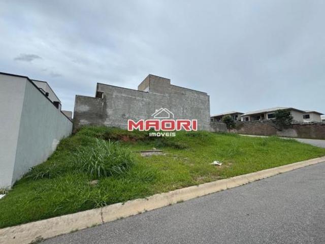 Terreno à venda no Condomínio Colline di Parma em Valinhos