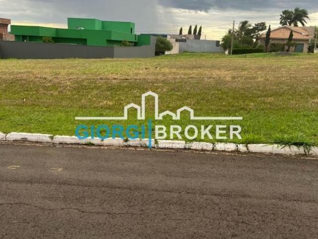 Terreno à venda no Condomínio D&apos italia em Bady Bassitt SP com 450m² de área! Aproveite essa oportuni