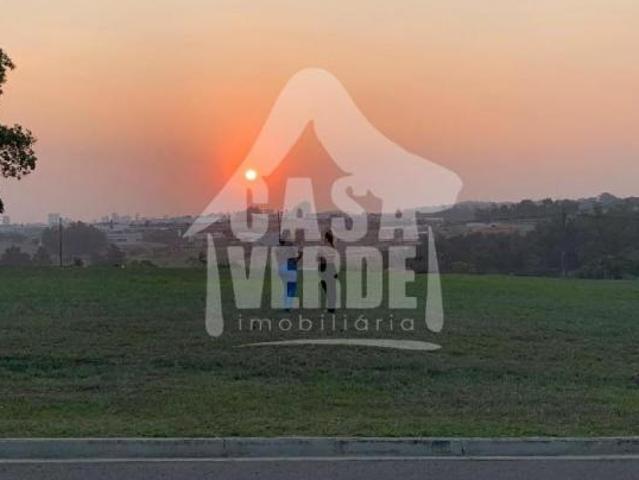 Terreno à venda no Condomínio de Alto Padrão Jardins do Golfe Indaiatuba/SP, Terreno à venda em co